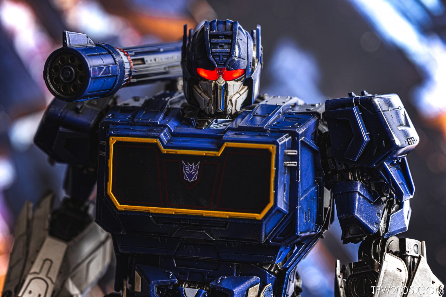 ThreeAToys (3A) DLX Soundwave – Savier's Toys
